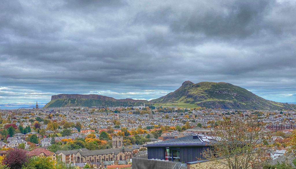 Top 5 Autumn walks in Edinburgh - Dickins