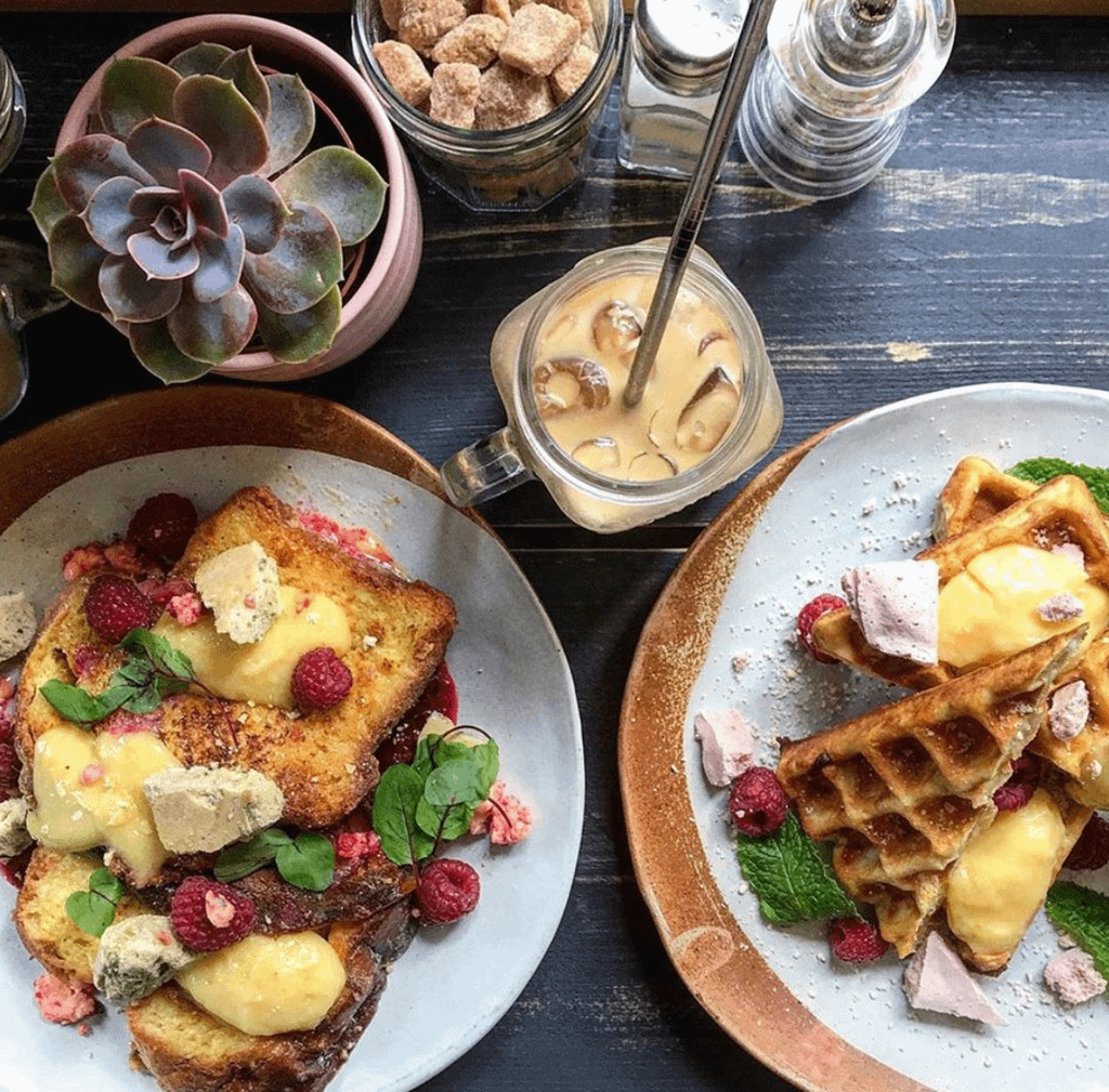 10 Scrumptious Breakfast & Brunch Spots in Edinburgh