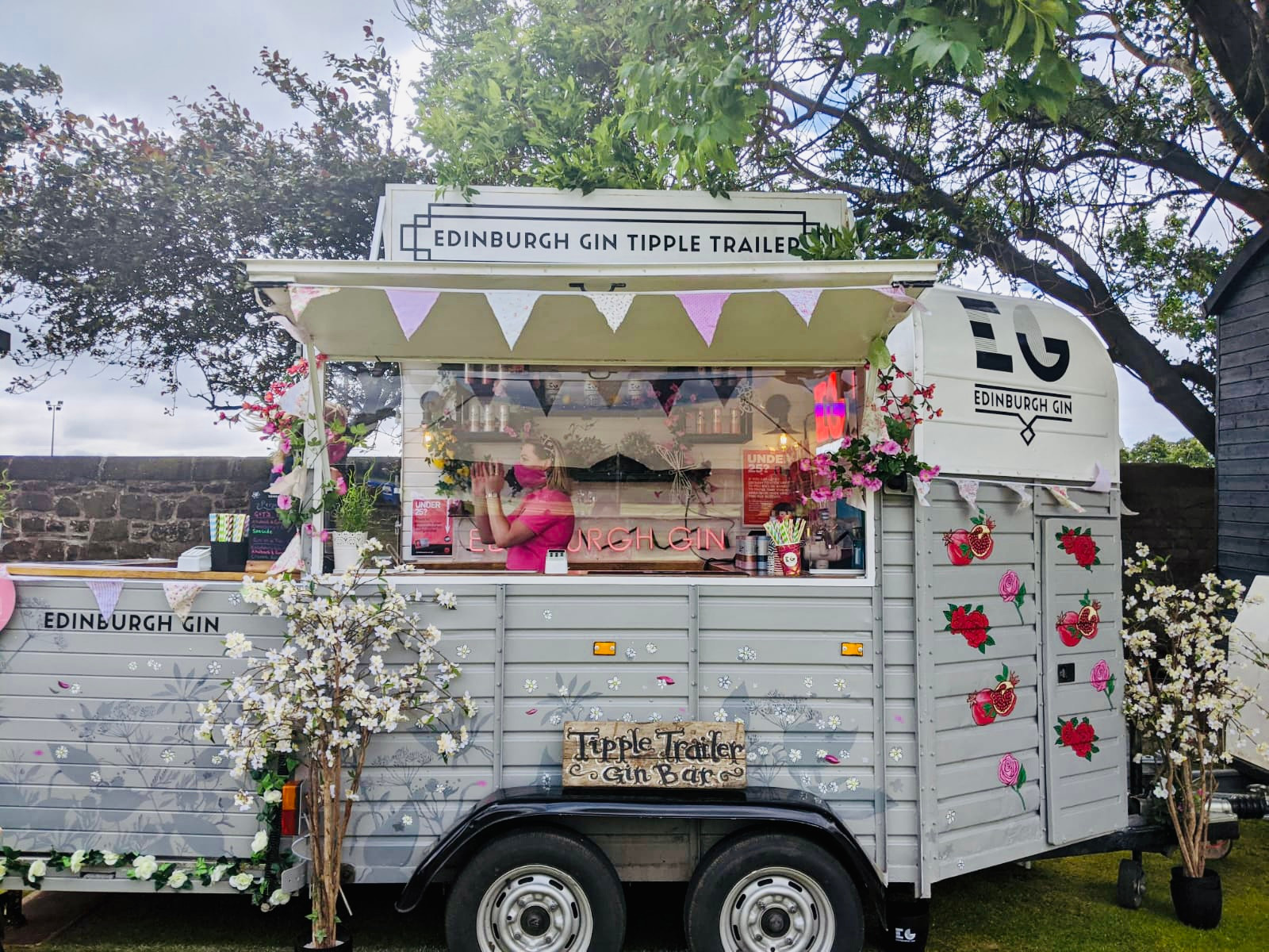 A List of Edinburgh’s Best Markets - Dickins