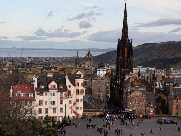 The Best Panoramic Views of Edinburgh - Dickins