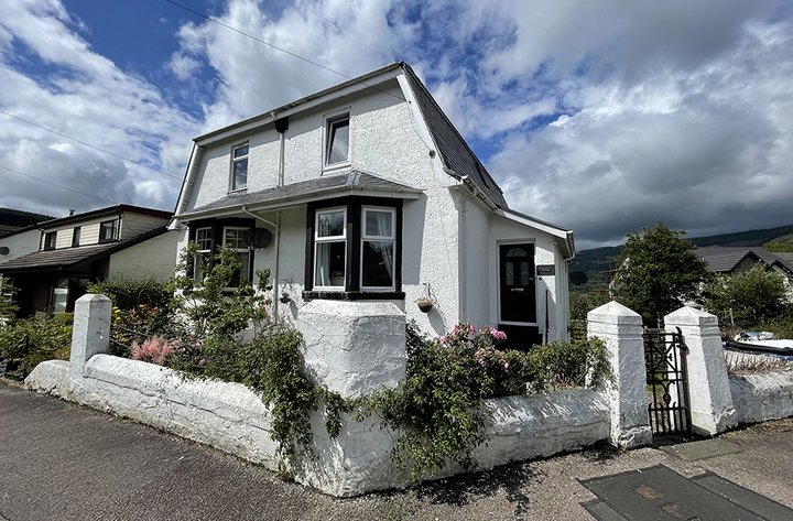GlenLonan, Cromlech Road, Sandbank, Dunoon